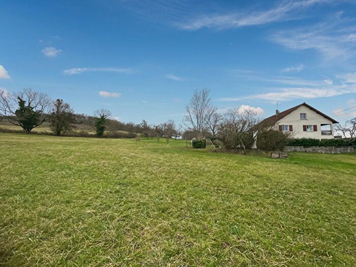 Maison à vendre - Poligny - 8 pièces - 5 chambres