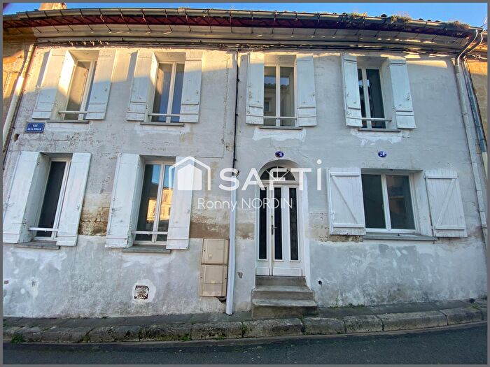 Maison 7 pièces à vendre à Castillon-la-Bataille