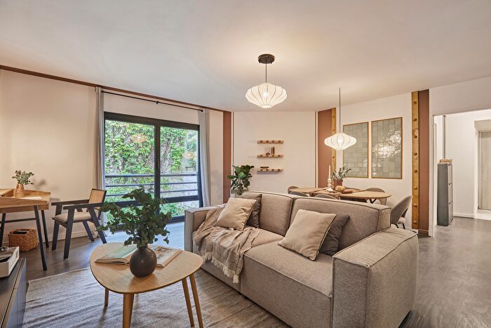 Appartement à louer - Paris e , Dauphine - 3 pièces - 2 chambres