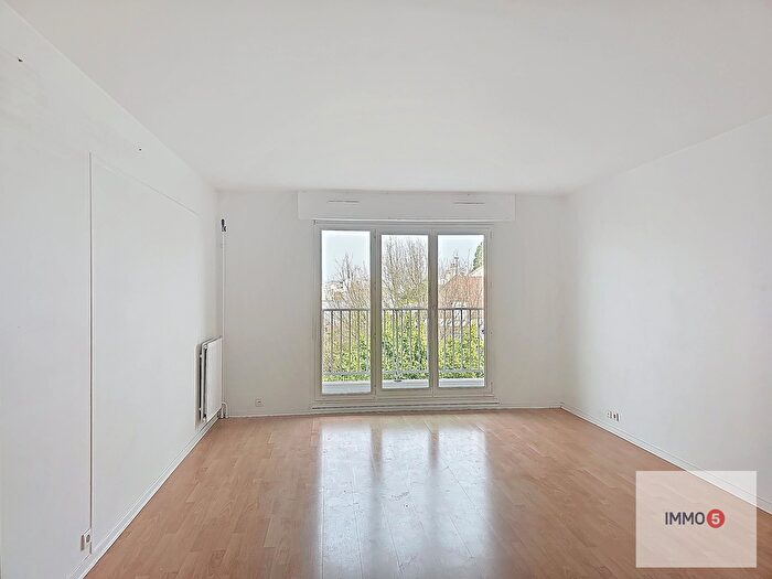 Appartement 4 pièces à vendre - Noisy-le-Grand, Nord
