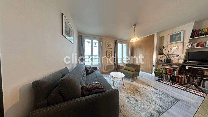 Appartement à louer - Paris e , Barbès, Château Rouge - 1 pièce - 1 chambre