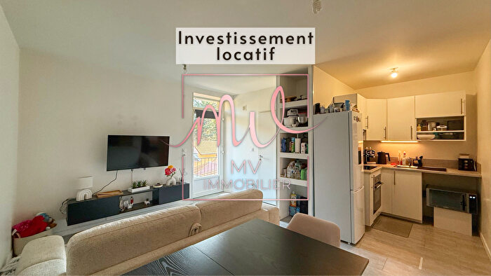 Appartement à vendre - Voiron, Grand Brunetière, Criel - 3 pièces - 2 chambres