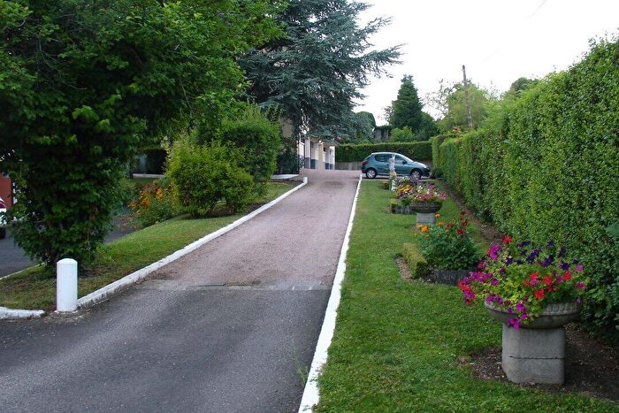 Appartement à louer - Est, Riom - 2 pièces - 1 chambre