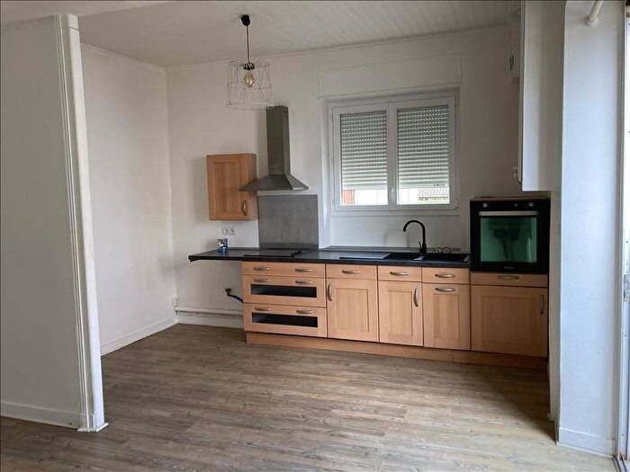 Maison à louer - Bommes - 3 pièces - 2 chambres