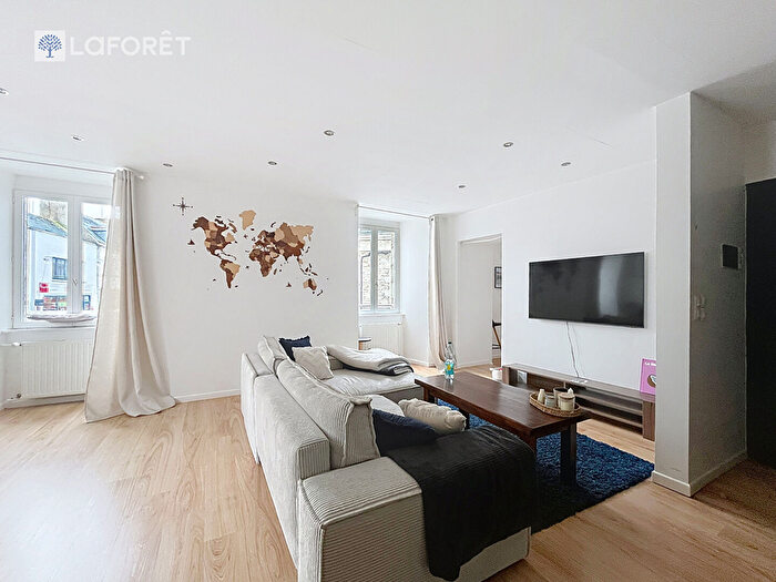 Appartement à louer - Pontivy, Centre-ville, Blavet - 4 pièces - 2 chambres