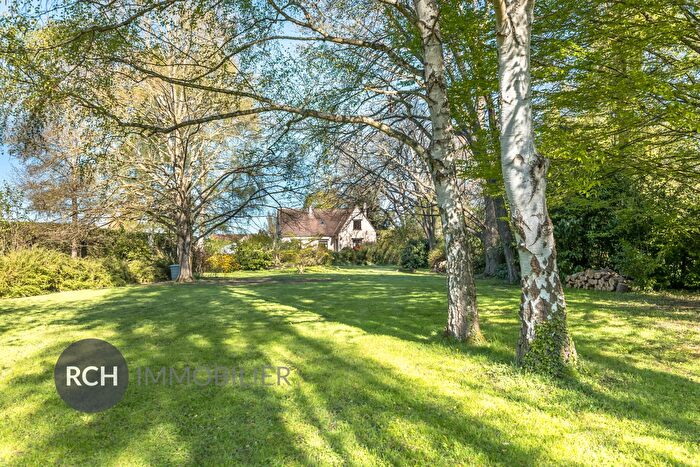 Maison 7 pièces à vendre à Houdan