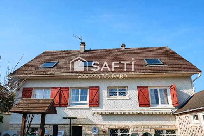 Maison à vendre - Villers-Saint-Paul - 5 pièces - 4 chambres