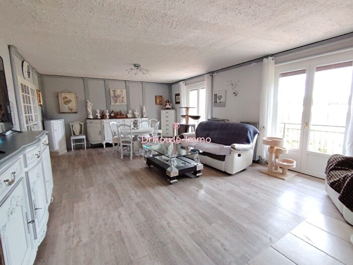 Aillant-sur-Milleron : Maison 4 pièces à vendre