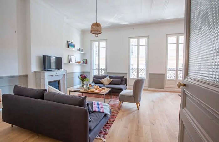 Appartement 4 pièces à louer à Marseille 2ème, Grands Carmes