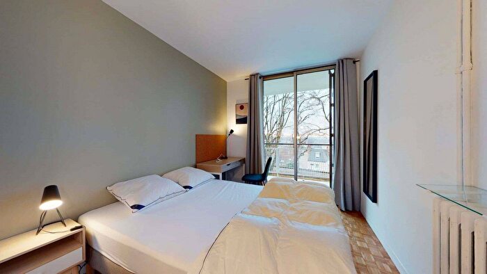 Appartement à louer - Centre Ouest, Palaiseau - 1 pièce