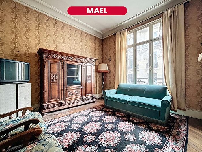 Appartement à vendre - Lille, Centre-ville, Euralille - 6 pièces - 3 chambres