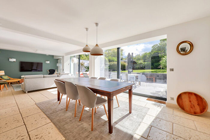 Maison 10 pièces à Sèvres, Beau-Site, Binelles, Renan, Chataîgneraie, à vendre