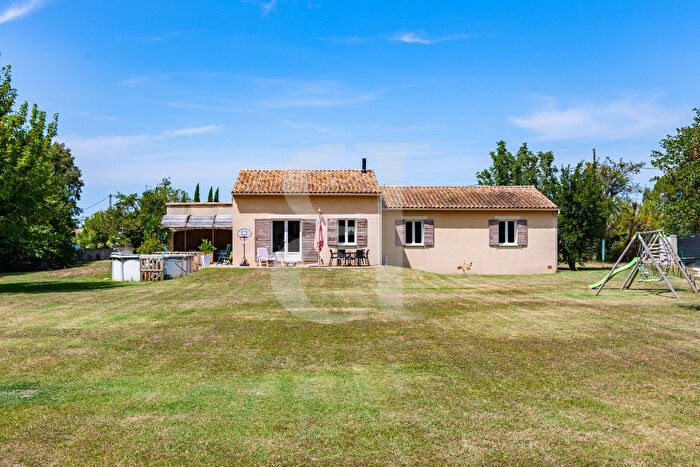 Maison à vendre - Pernes-les-Fontaines - 5 pièces - 4 chambres