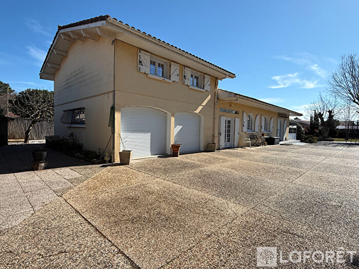 Maison à vendre - La Teste-de-Buch, Les Chênes Verts, Bordes, Clair-Bois, Pinède de Conteau - 7 pièces - 4 chambres