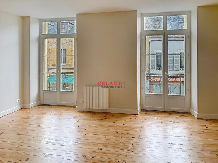 Appartement à louer - Beaulieu-sur-Dordogne - 2 pièces - 1 chambre