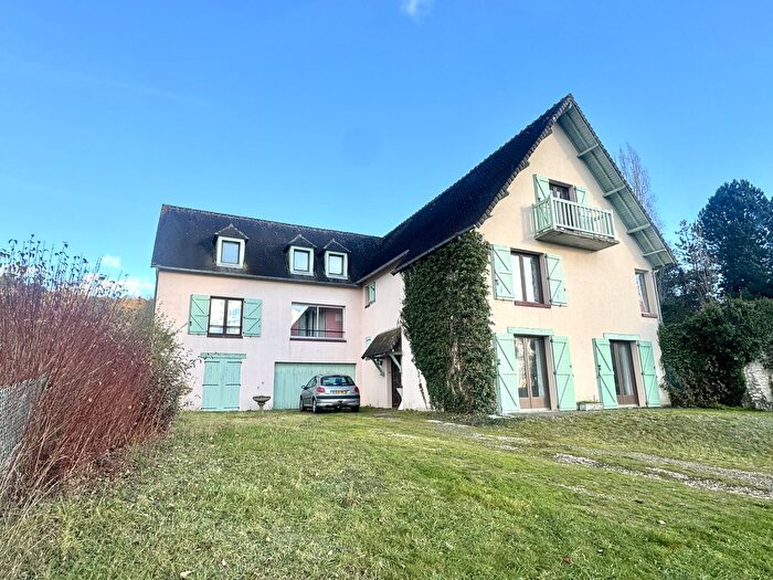 Maison à vendre - Saint-Martin-de-Boscherville - 12 pièces - 10 chambres