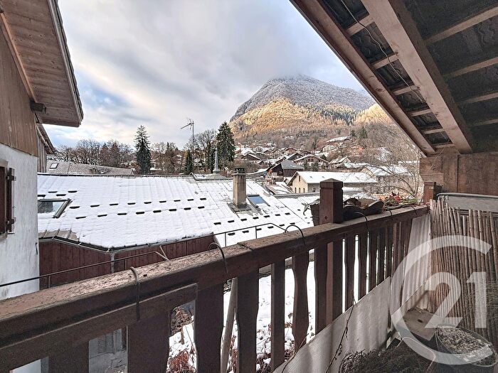 Appartement à vendre - Taninges - 6 pièces - 4 chambres