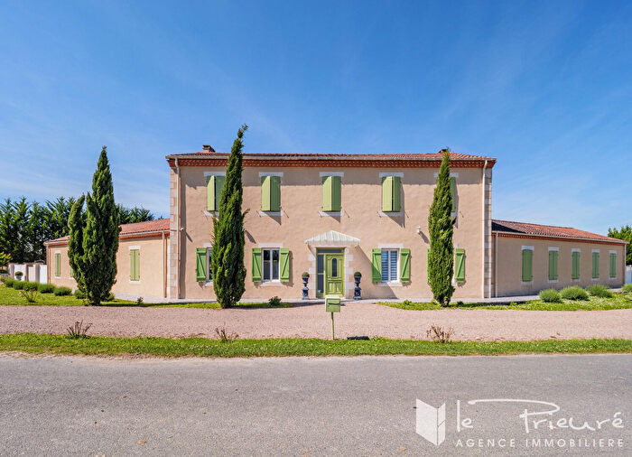 Alos : Maison 7 pièces à vendre