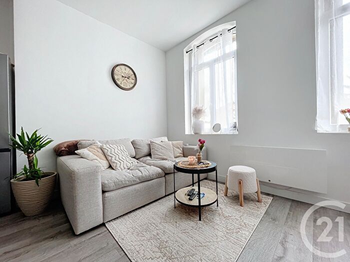 Appartement 2 pièces à louer - Saint-Julien-les-Villas