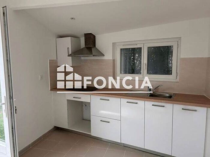 Maison à louer - Centre Ville-Peyron, La Seyne-sur-Mer - 3 pièces - 2 chambres