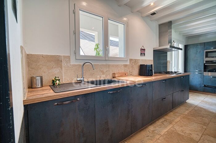 Maison 6 pièces à Montussan, à vendre