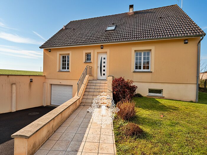 Maison à vendre - Chalmaison - 7 pièces - 5 chambres