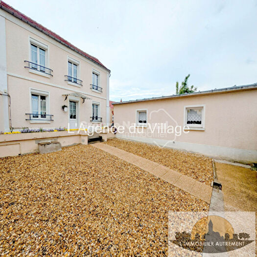 Maison à vendre - Saint-Crépin-Ibouvillers - 5 pièces - 3 chambres