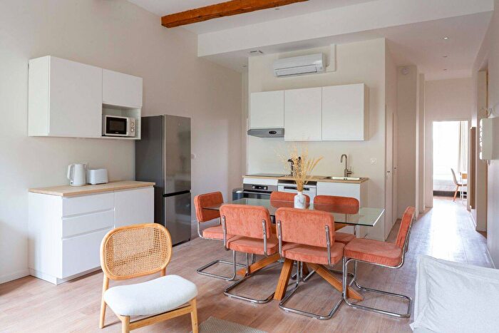 Appartement à louer - Lodi, Marseille ème arrondissement - 5 pièces - 4 chambres