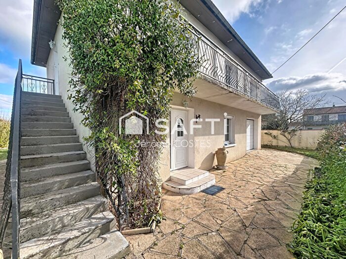 Maison à vendre - Labastide-Saint-Pierre - 5 pièces - 4 chambres