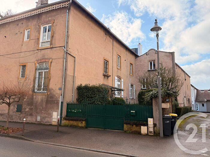 Maison à louer - Le Ban-Saint-Martin - 6 pièces - 4 chambres