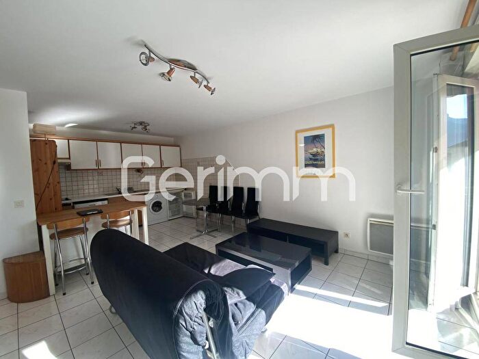 Appartement à louer - Berriat-Ampere, Grenoble - 2 pièces - 1 chambre