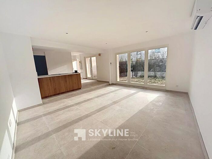 Maison à vendre - Marseille e , Sainte-Anne - 4 pièces - 3 chambres