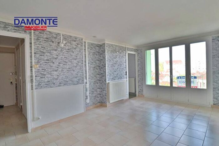 Appartement à louer - Saint Martin, Troyes - 3 pièces - 2 chambres