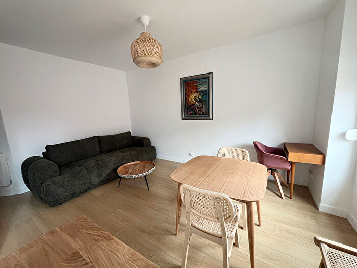 Appartement 2 pièces à louer - Nanterre, Centre-ville