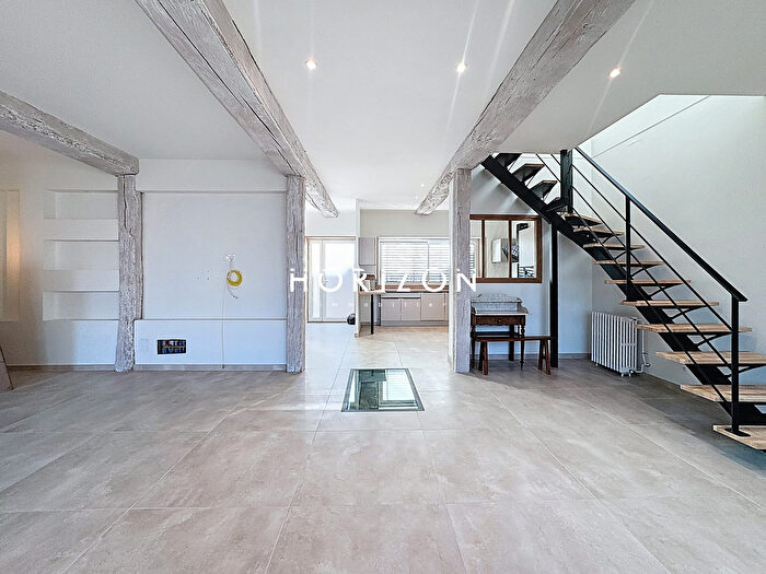 Maison à vendre - Belleville - 6 pièces - 4 chambres