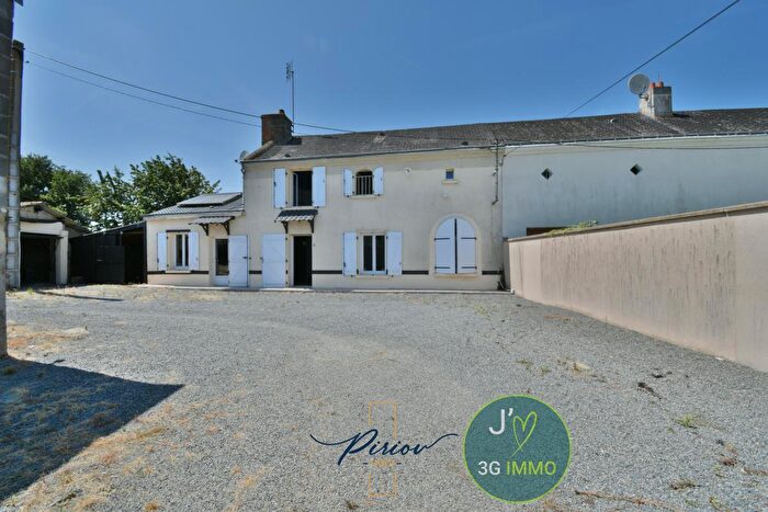 Maison à vendre - Cersay - 6 pièces - 4 chambres