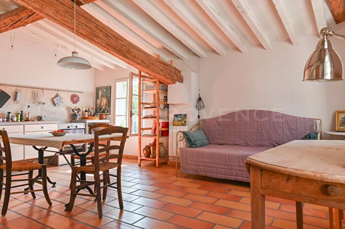 Appartement à vendre - LIsle-sur-la-Sorgue, Centre-ville - 2 pièces - 1 chambre