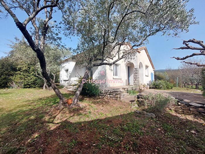 Maison à vendre - Saint-Saturnin-lès-Apt - 5 pièces - 3 chambres