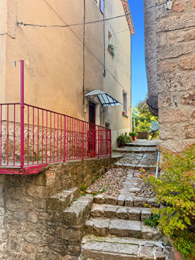 Maison à vendre - Antraigues-sur-Volane - 5 pièces - 4 chambres