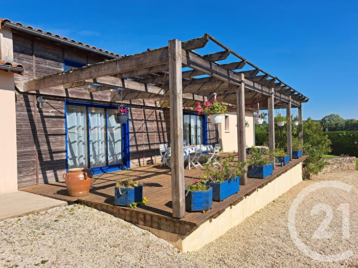 Maison à vendre - Champdeniers-Saint-Denis - 6 pièces - 3 chambres