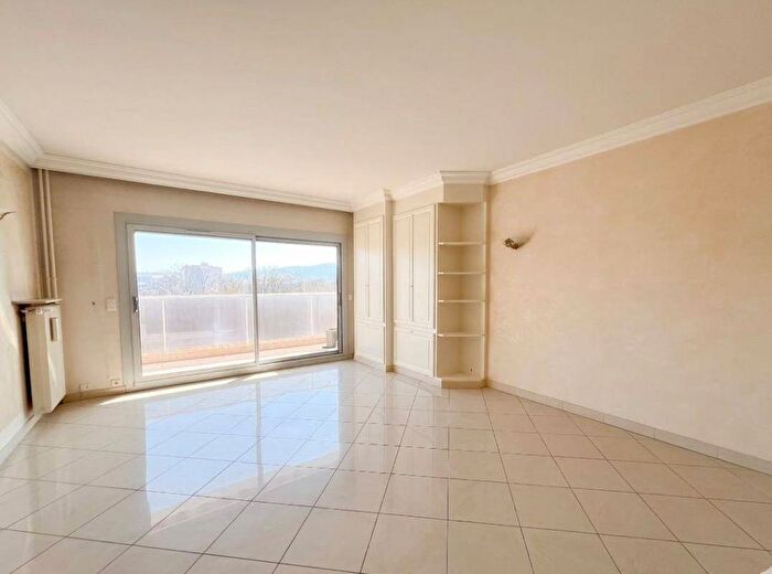 Appartement à louer - Côte Chaude-Montaud, Saint-Étienne - 3 pièces - 2 chambres