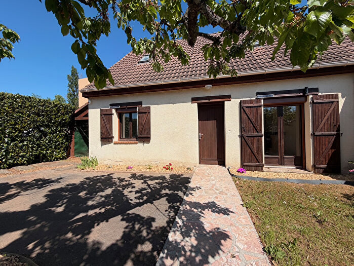 Maison 5 pièces à Gravigny, à vendre