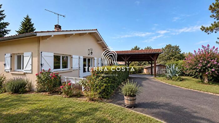 Maison 4 pièces à Angresse, à vendre