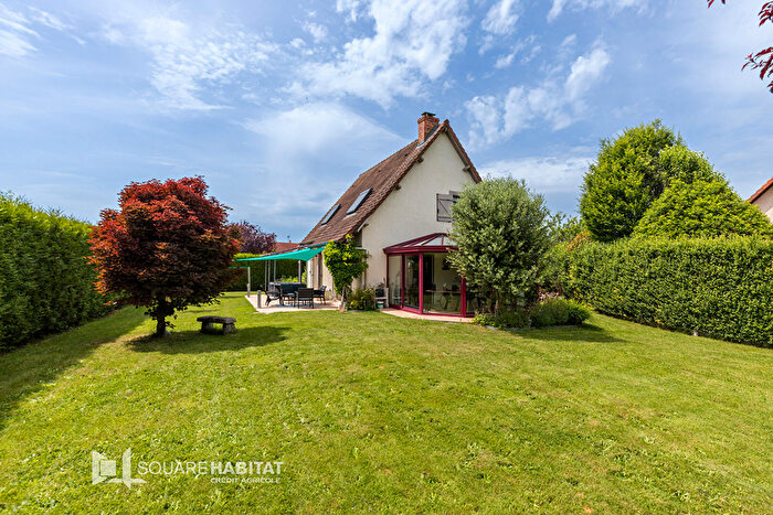Maison 5 pièces à Montmain, à vendre