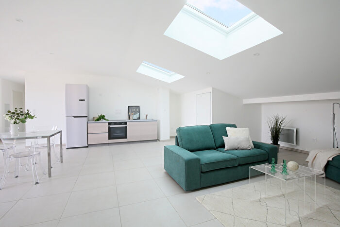 Appartement à vendre - Castanet-Tolosan - 4 pièces - 3 chambres