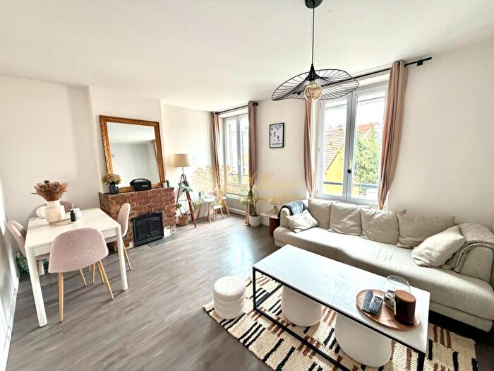 Appartement à vendre - Saint-Maur-des-Fossés, Adamville - 3 pièces - 2 chambres