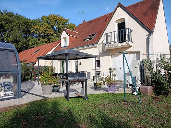 Maison 5 pièces à Contres, à vendre