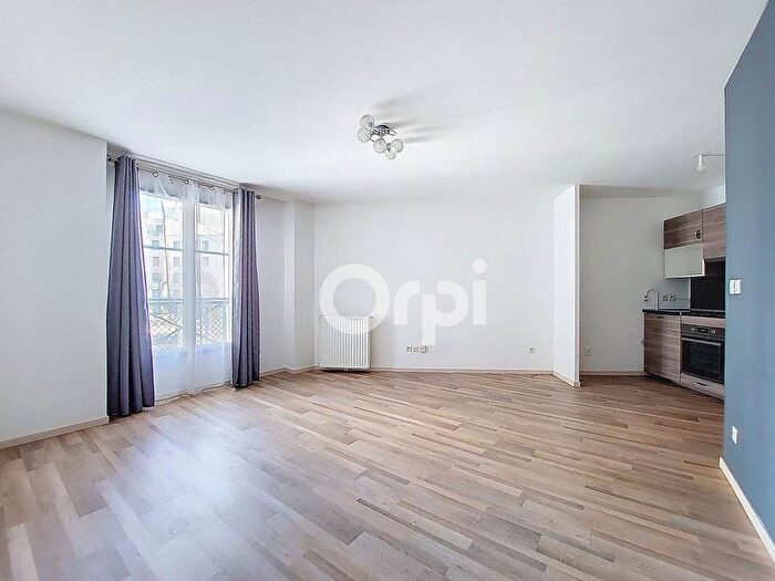 Appartement à louer - Gournay-Jaurès-Gare, Creil - 2 pièces - 1 chambre