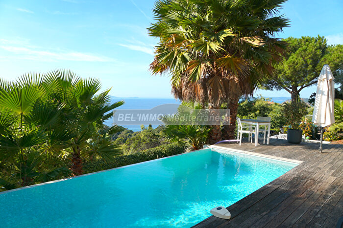 Maison à vendre - Rayol-Canadel-sur-Mer - 10 pièces - 6 chambres