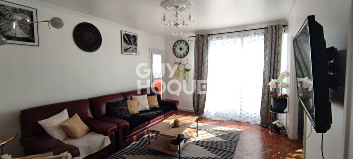 Appartement à louer - Auxerre, Sainte-Geneviève - 5 pièces - 4 chambres